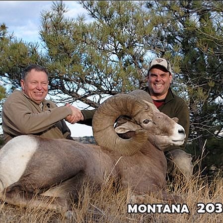 Custom 10-Day Rocky Mountain BigHorn Ram Hunt | Outguided